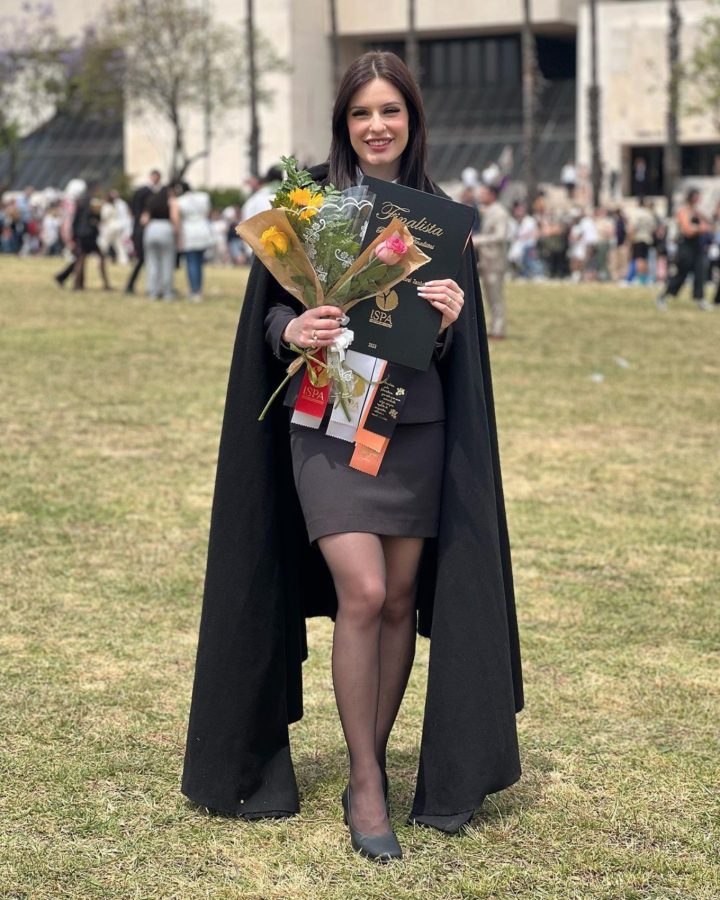 Isadora Hering | Model Data Sheet